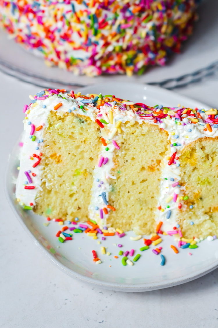 The Ultimate Vegan Funfetti Cake – Big Box Vegan