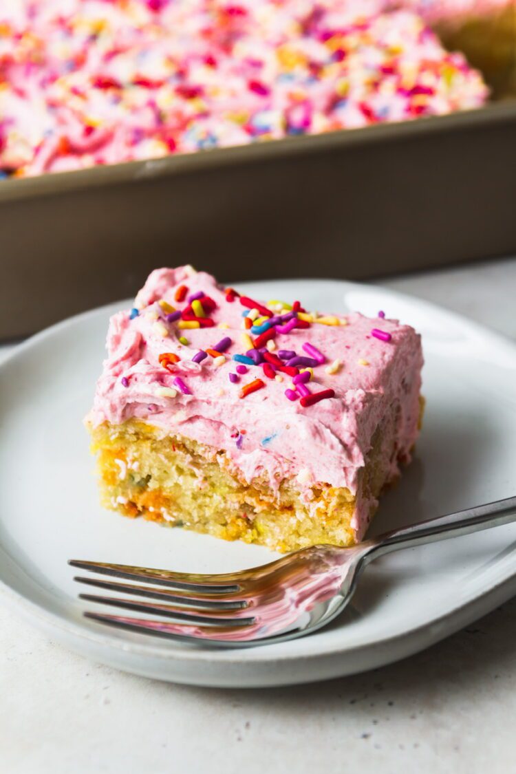 Strawberry Vegan Funfetti Sheet Cake – Big Box Vegan